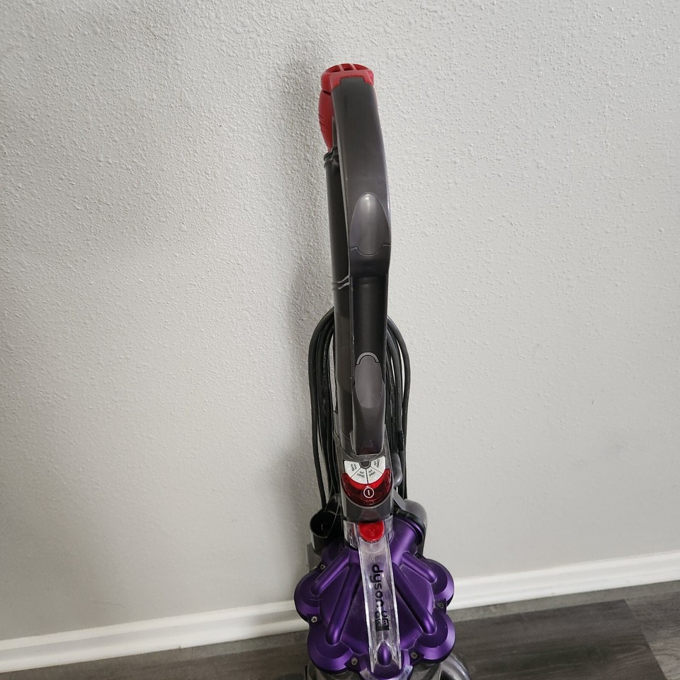Dyson DC28 Animal AirMuscle Upright Purple Vacuum | eBay