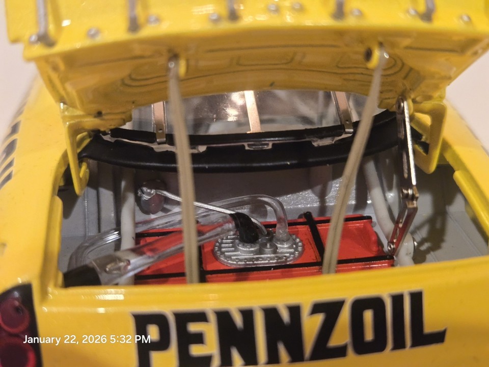 1:24 #1 Steve Park XRARE! Action ELITE Pennzoil 2003 MC NIB MINT! 077/ ...