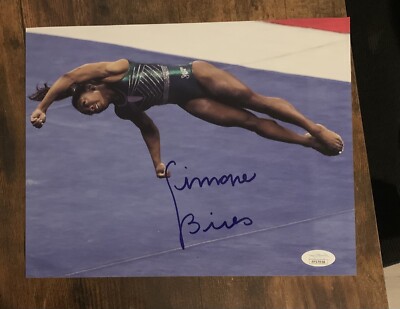 Simone biles SIGNED 8x10 Photo AUTOGRAPHED Medalist olympics August ...