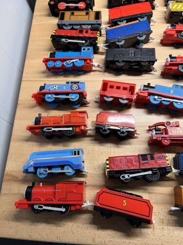 Thomas & Friends Trackmaster Motorized Parts Repair Broken Lot Engines ...
