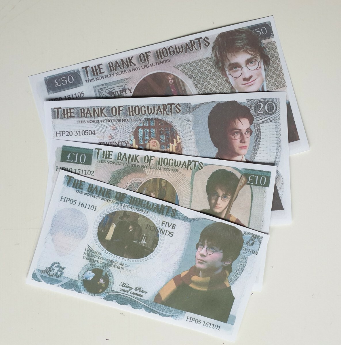Harry Potter Paper Money Hogwarts Bookmark