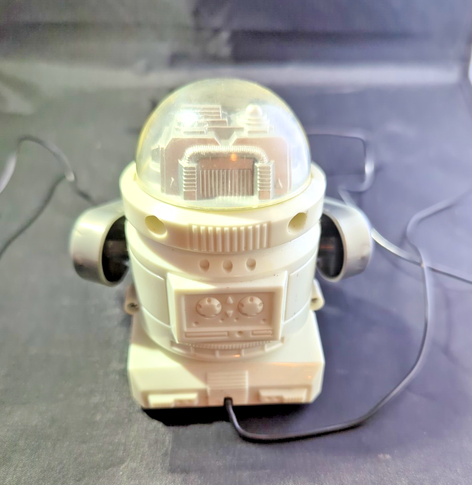 Vintage MINT Radio Shack Lil Android RC Robot 1980s – WORKS – Remote ...
