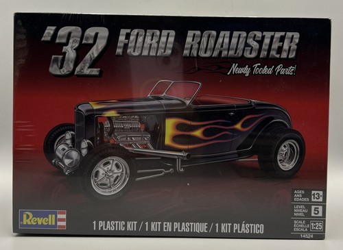 NEW! Revell 1932 FORD ROADSTER Hot Rod # 14524 skill level 5 scale 1/25 ...