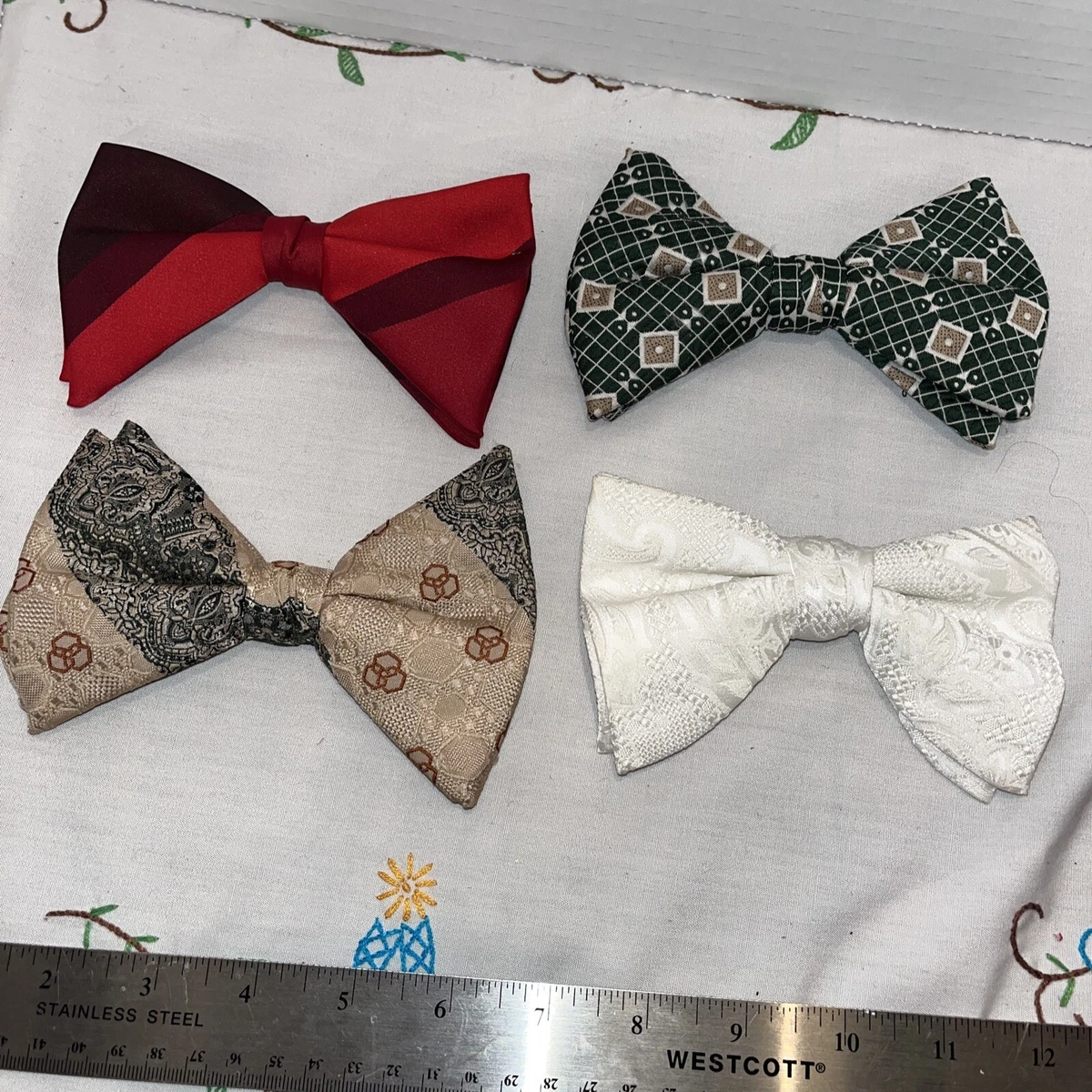 Clip On Bow Tie Pattern