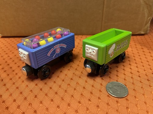 2012 Thomas Wooden Railway Gumball & Chocolate Car Toy Train Lot Y4107 ...