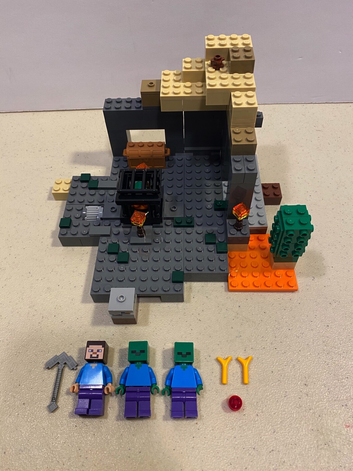 Lego 21119 Minecraft The Dungeon Complete 2015 | eBay