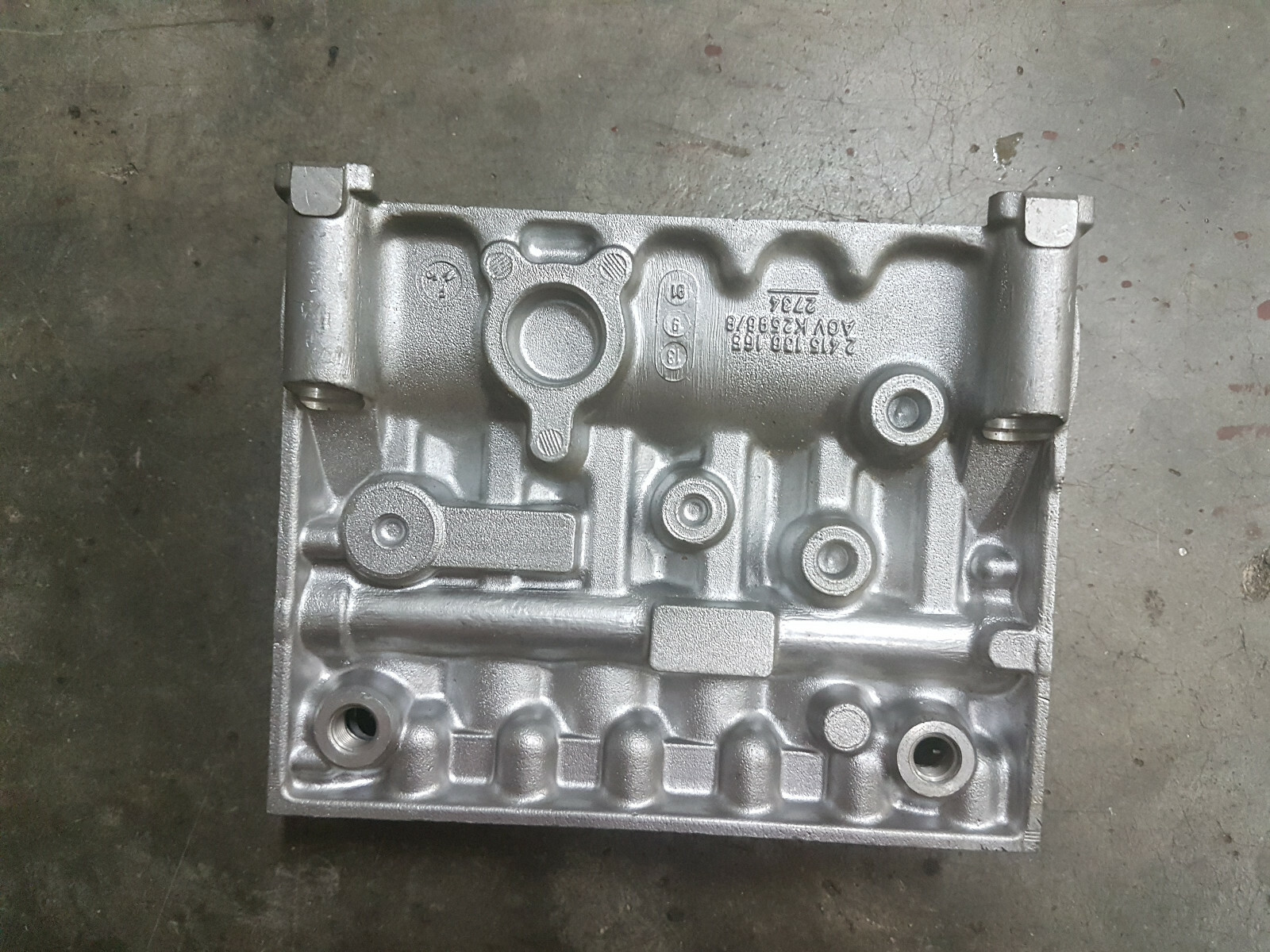 Original Bosch PE6P Fuel Injection Pump Body Housing Assy Fit Volvo BM ...