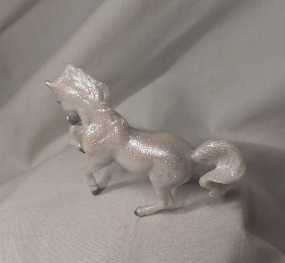 Breyer Stablemates CM Custom Glossy Holographic Connemara Mare | eBay