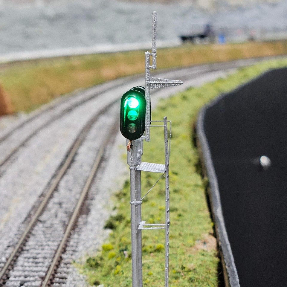 HO Scale - Alaska Railroad Signal Mast PTC Antenna (2) | eBay