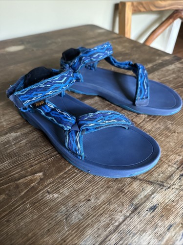 TEVA Blue Hurricane Sandals Youth Size 6 | eBay