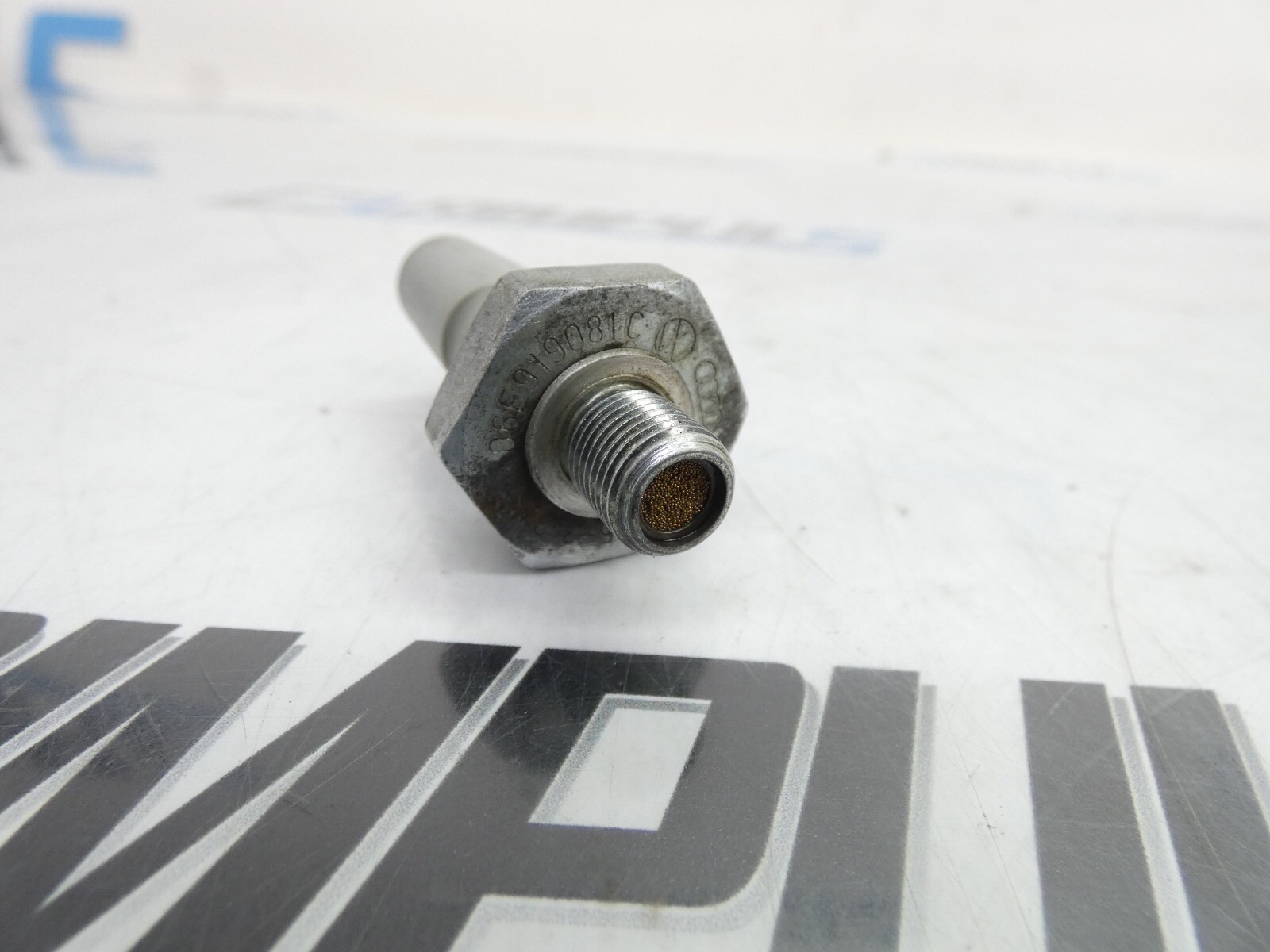 Audi A6 4F C6 3.0 TFSI Öldruckschalter 06E919081C Motoröldrucksensor ...