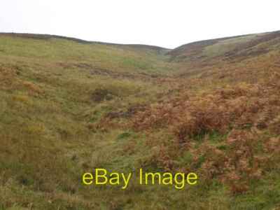 Photo 6x4 Shallow valley, Torbank Hill Hallyne The valley carries the ...