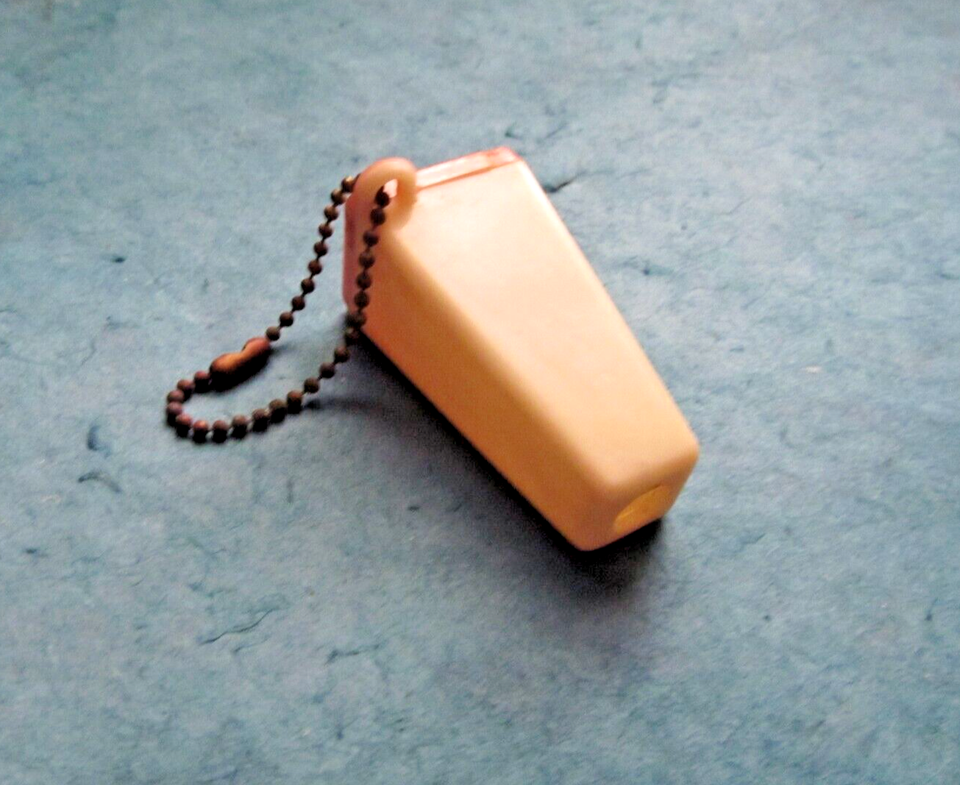 Vintage FLESH GORDON movie title scene mini film viewer keychain | eBay