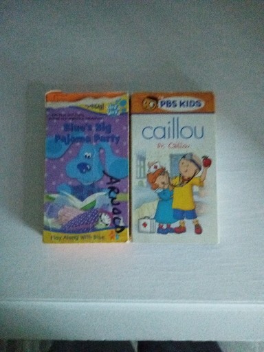 Blue’s Clues, Blue’s Big Pajama Party, VHS 1999 & Caillou, Dr. Caillou ...