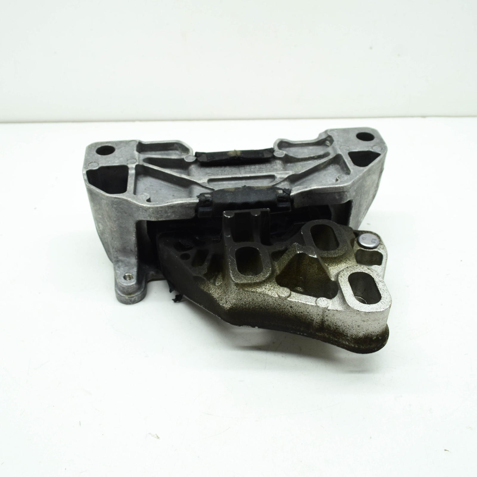 MERCEDES-BENZ CLA C118 Gearbox Left Mount A2472405400 NEW GENUINE | eBay