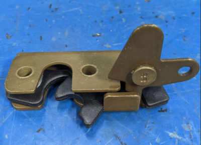 Humvee Rear Door Hatch Latch RH Top LH Bottom 5340011996103 12339880-2 ...