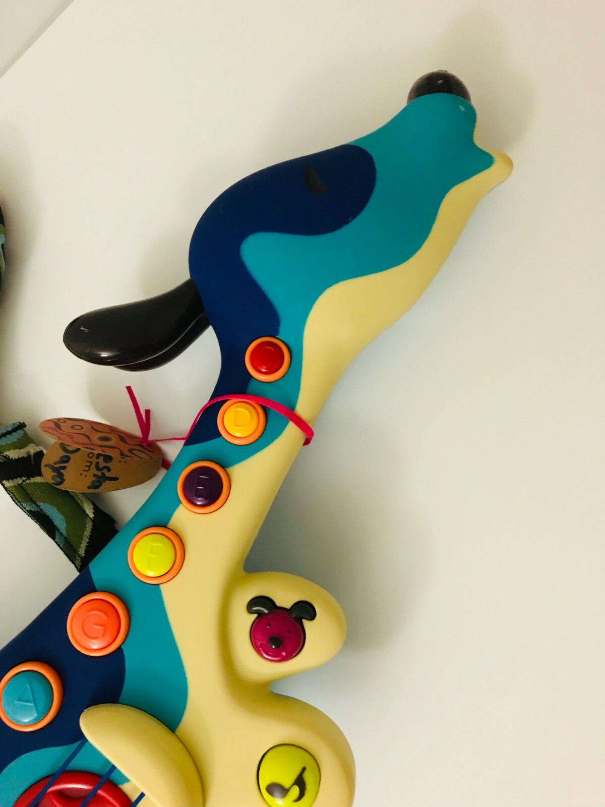 B Woofer Hound Dog Musical Guitar Instruments Toddler Kids Battat Strum ...