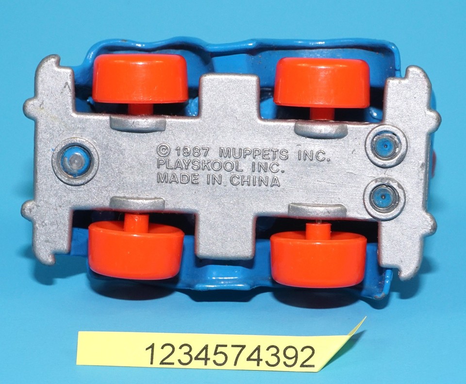 MUPPETS SESAME STREET OSCAR THE CROUCH TRASH TRUCK DIE CAST TOY CAR ...