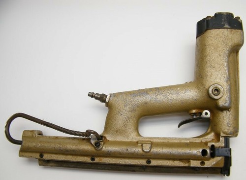 LOT OF 2 VINTAGE SPOTNAILS FASTNER NAILER AIR STAPLER HL-150-16 BROKEN ...