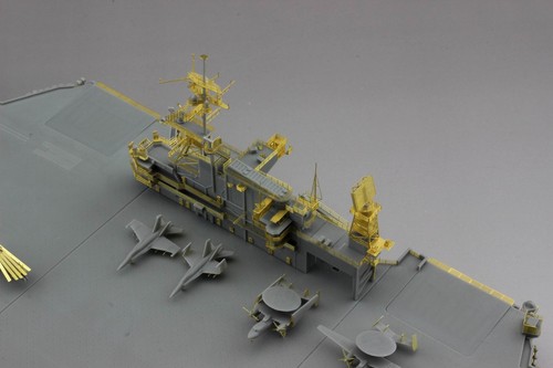 Orange hobby N07-140-880 1/700 scale USS Midway CV-41 (Gulf War 1991 ...