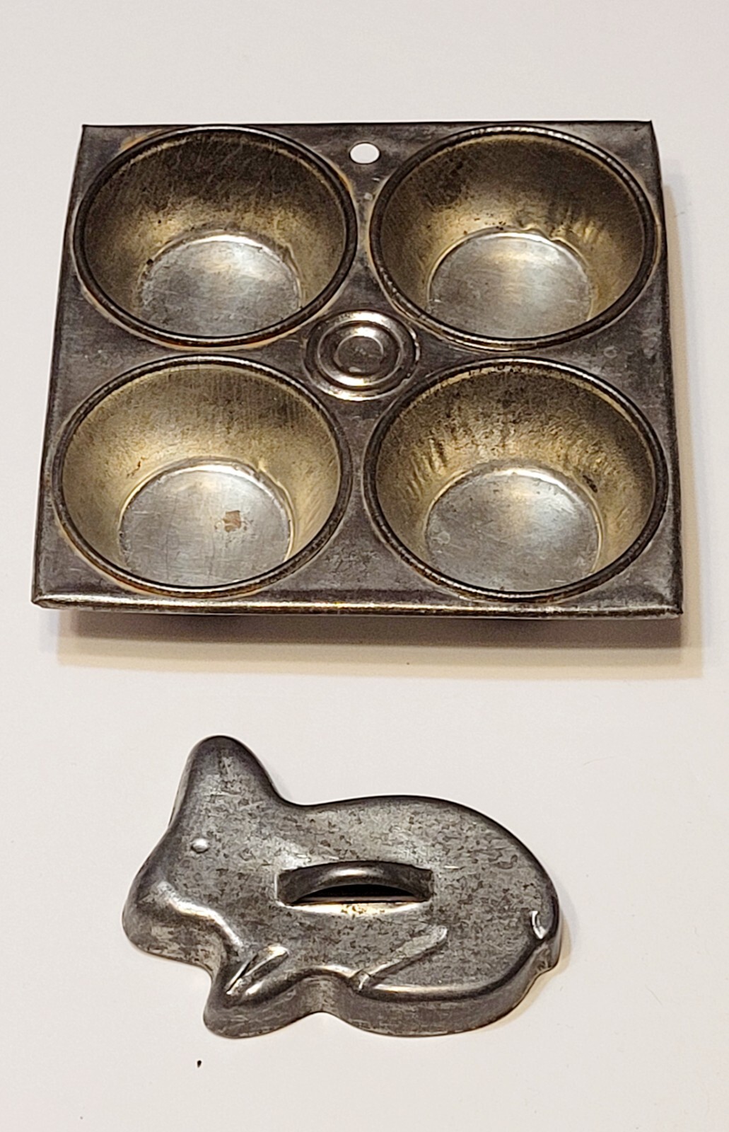 Vintage Toy Muffin Tin Bunny Rabbit Cookie Cutter 2 Pcs 1940s 50s ...