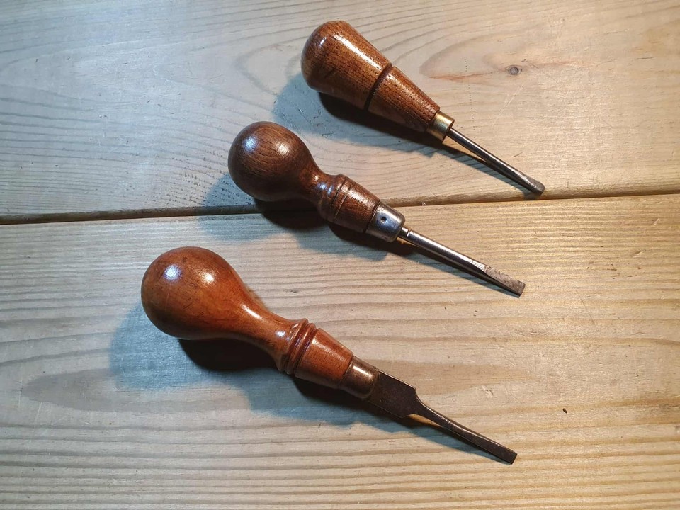 3 Vintage Wooden Handled Screwdrivers Old Hand Tools Woodworking ...