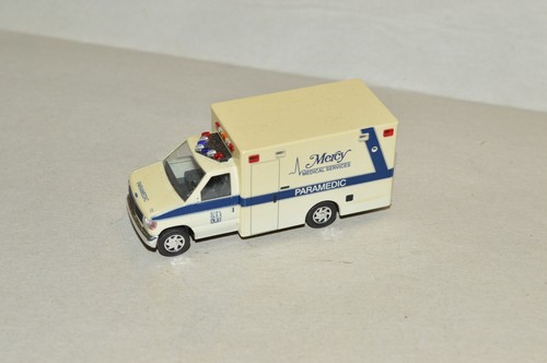 HO scale plastic vehicle Busch Ford E-350 ambulance Mercy Medical ...