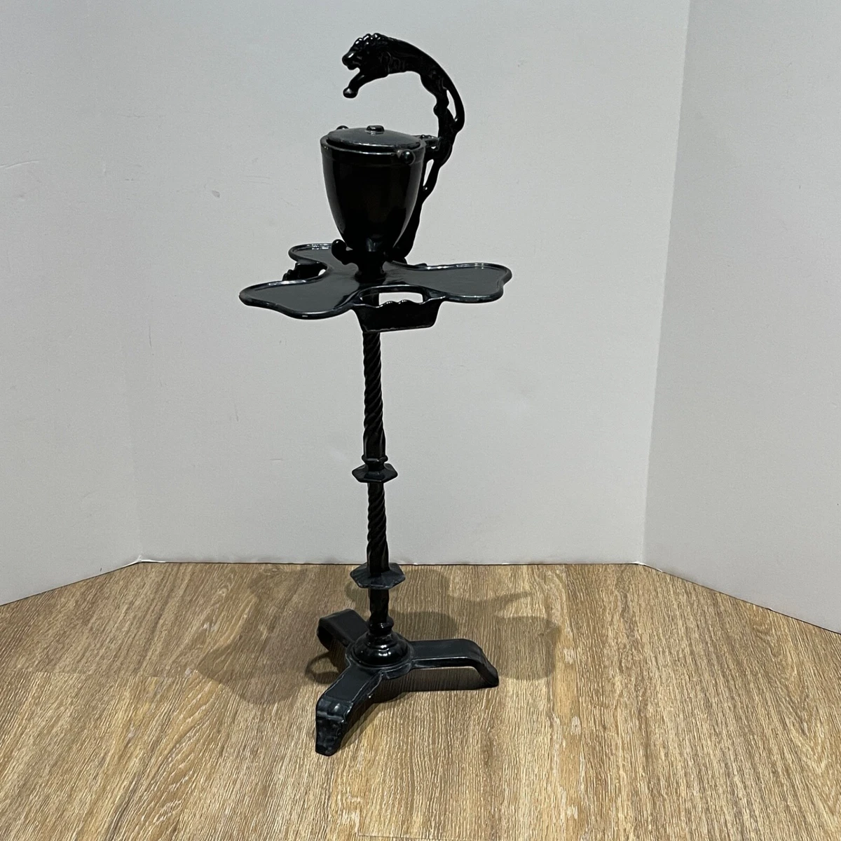 Cigar Ashtray Stand