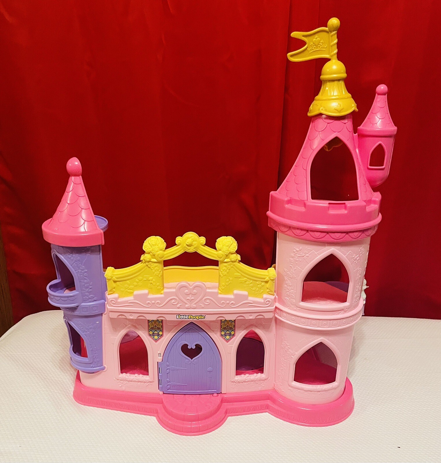 Little People Disney Princess Musical Dancing Palace Castle 2 Figures ...