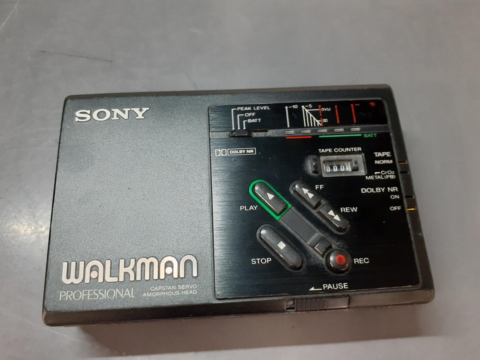 SONY WM-D3 Sony Retro WALKMAN cassette player professional 1985 | eBay