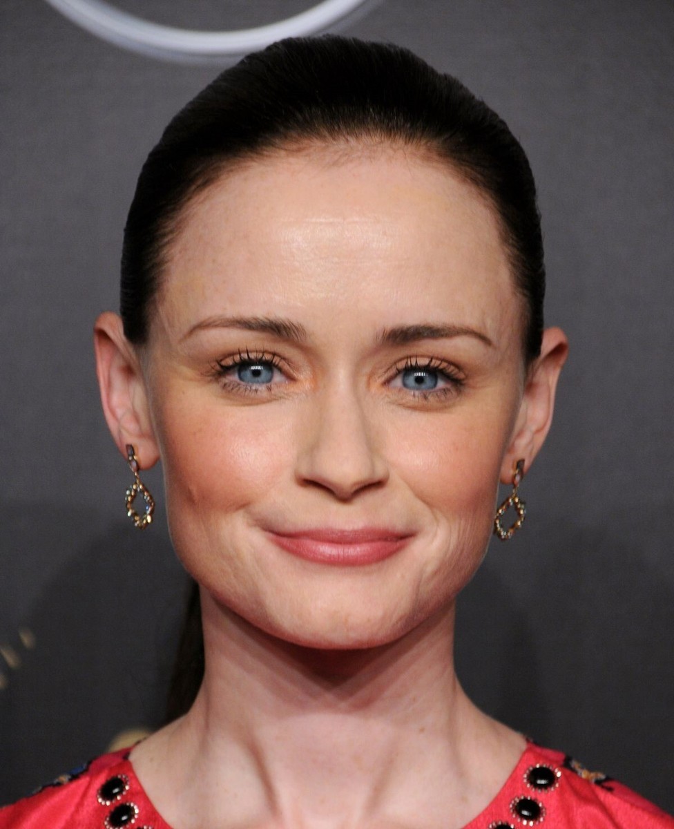 Alexis Bledel Favorite Makeup | Saubhaya Makeup