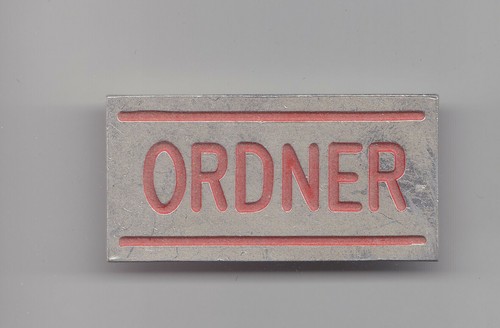 DDR: MfS: Begleitschutzabzeichen: Ordner - rot (22) | eBay.de