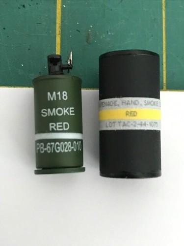 Dragon 1/6 Scale WW2/Korea/Vietnam M18 Red Smoke Grenade with Shipping ...