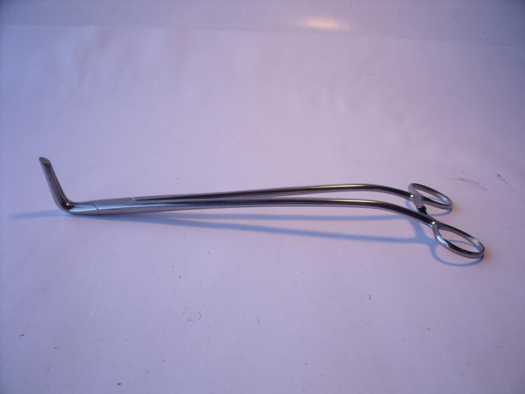 V. Mueller SU7063 SU-7063 11" 1 3/8" Right Angle Colon Clamp! | eBay