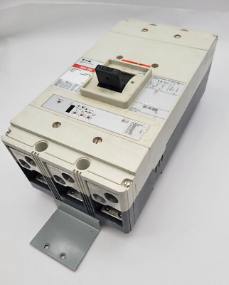 Circuit Breakers - 1200 Amp 3 Pole