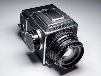 Hasselblad 500 CM c/m + 80mm Zeiss T* Medium Format Film Camera - CLA ...