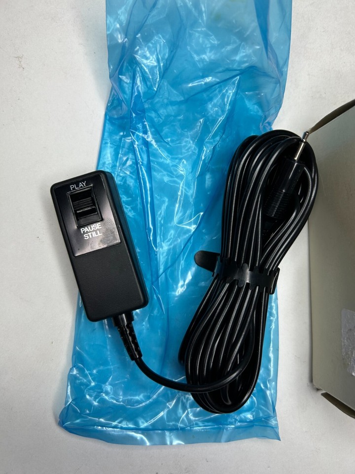 Panasonic Omnivision PV1100, PV1200 WIRED Play/Pause Remote Control ...