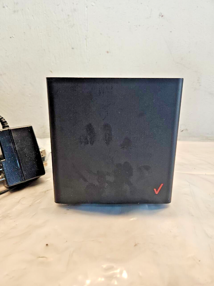 Verizon Internet Gateway Business Router + Ethernet Cable + Power cord ...
