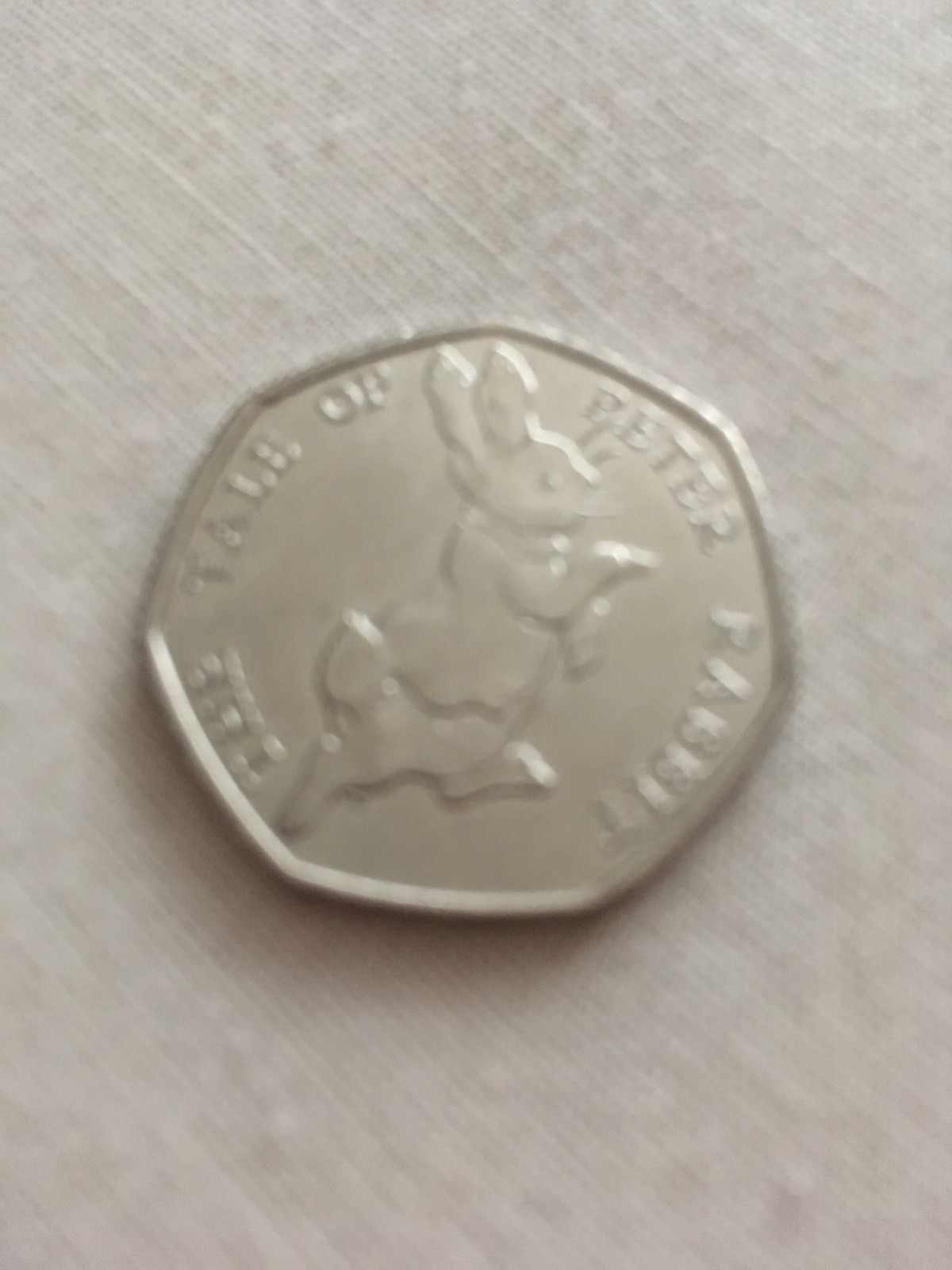Circulated - The Tale of Peter Rabbit 50p coin *VERY RARE* (2017 Issued ...