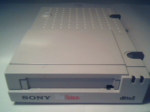 Sony StorStation Ditto 2GB Tape Drive External Parallel Printer Port ...