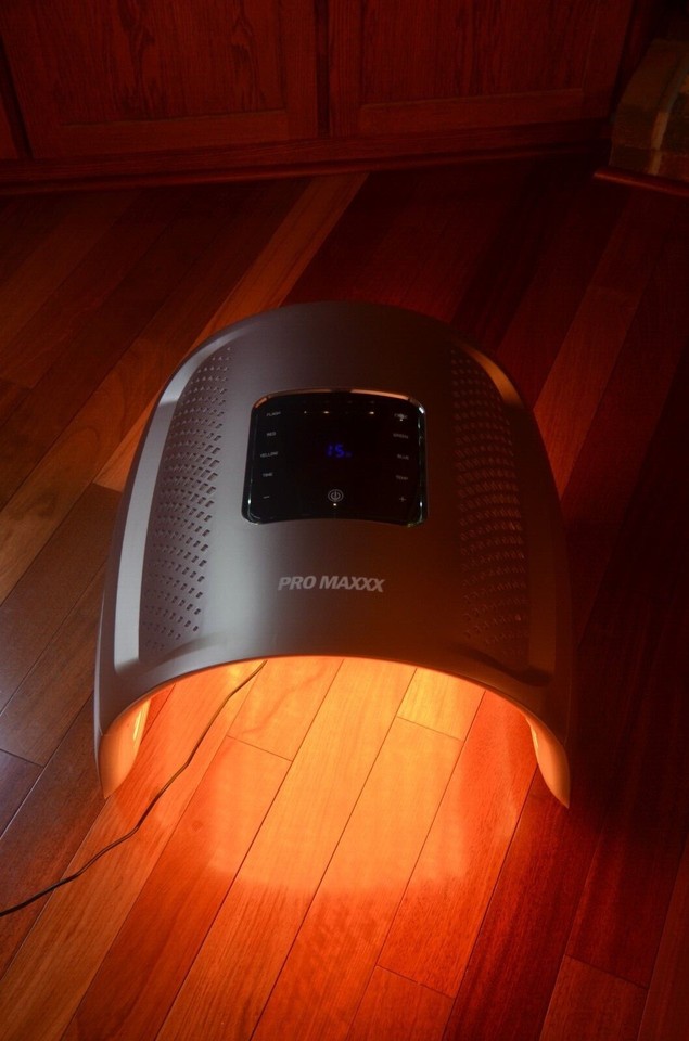 IFLAWLESS PRO MAX, LED skin renewing therapy device, low level LED ...