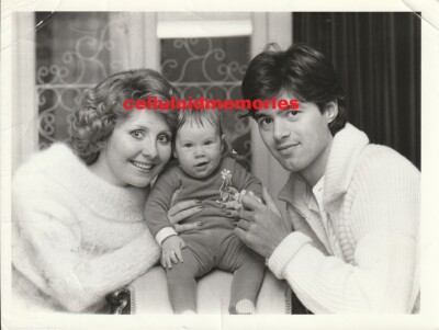 Original Vintage Photo 10-10-77 Singer Actress Lulu Husband & Son | eBay