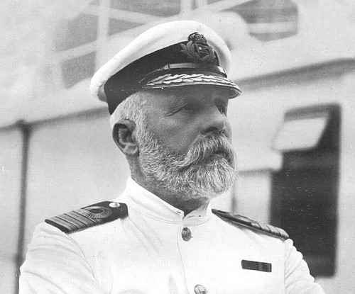 Titanic Officers Cap Badge White Star Line Hat Wreath RMS Captain Smith ...