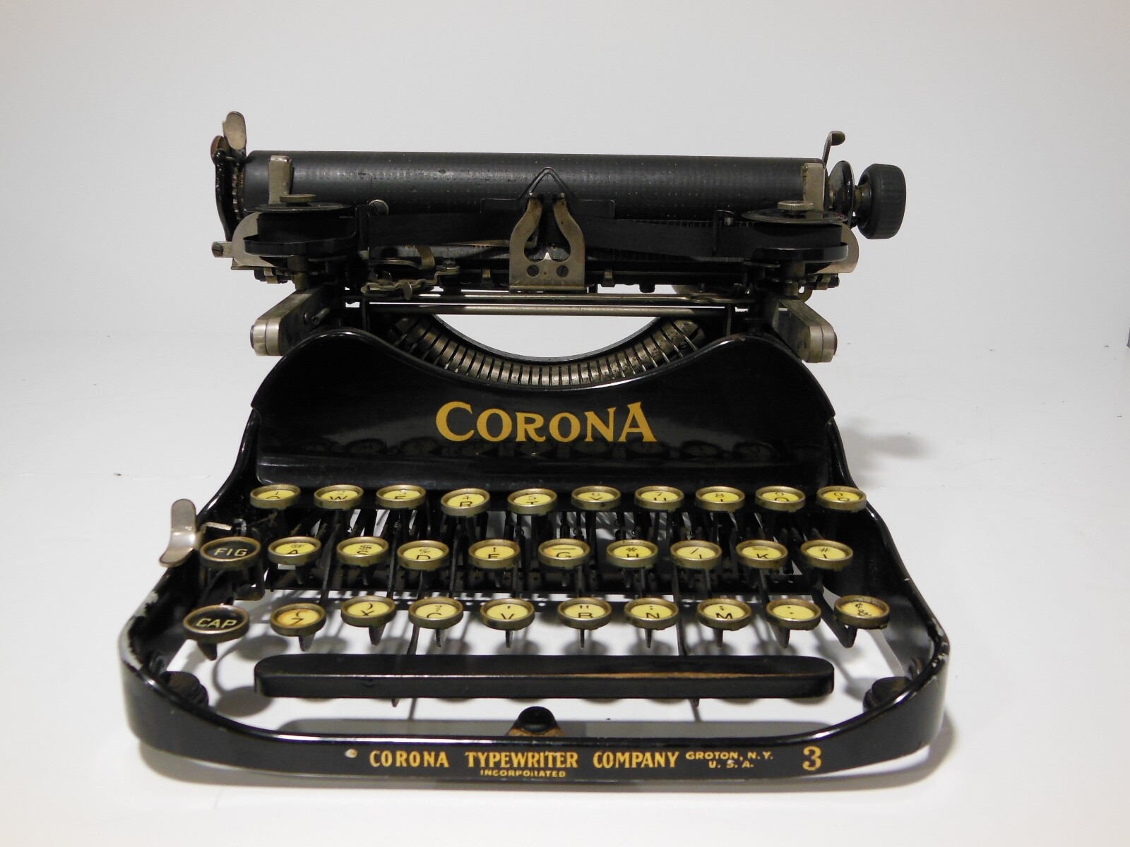 Vintage Corona No. 3 portable folding typewriter with case. Needs minor ...