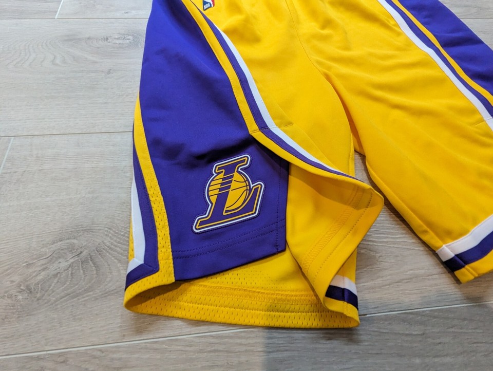 NWOT NIKE LOS ANGELES LAKERS GAME ISSUED AUTHENTIC NBA SHORTS sz 34 ...