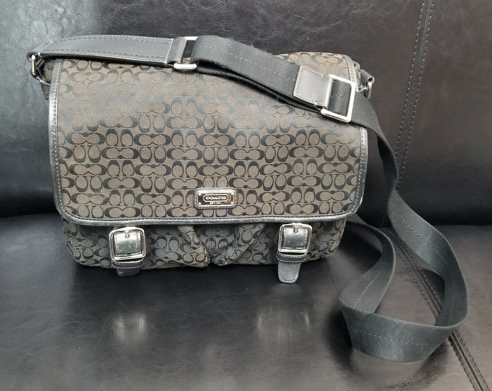 Auth COACH #70283 Unisex Messenger Bag Black Signature Jacquard ...