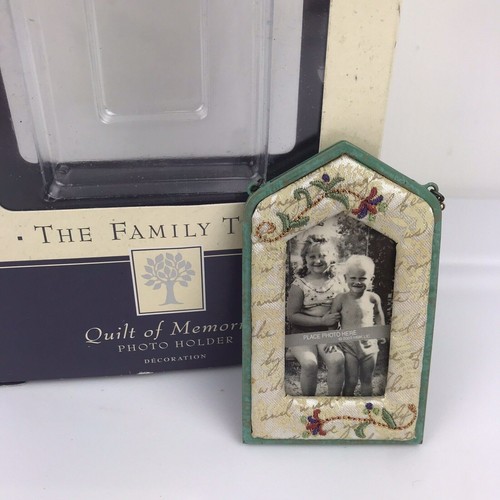 Hallmark Keepsake Ornament Photo Frame 2003 Quilt Of Memories Family ...