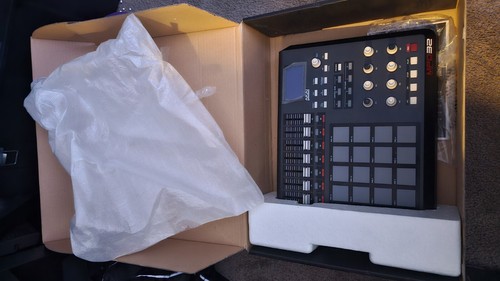 Akai Professional MPD32 USB/Midi MPC Pad Controller | eBay