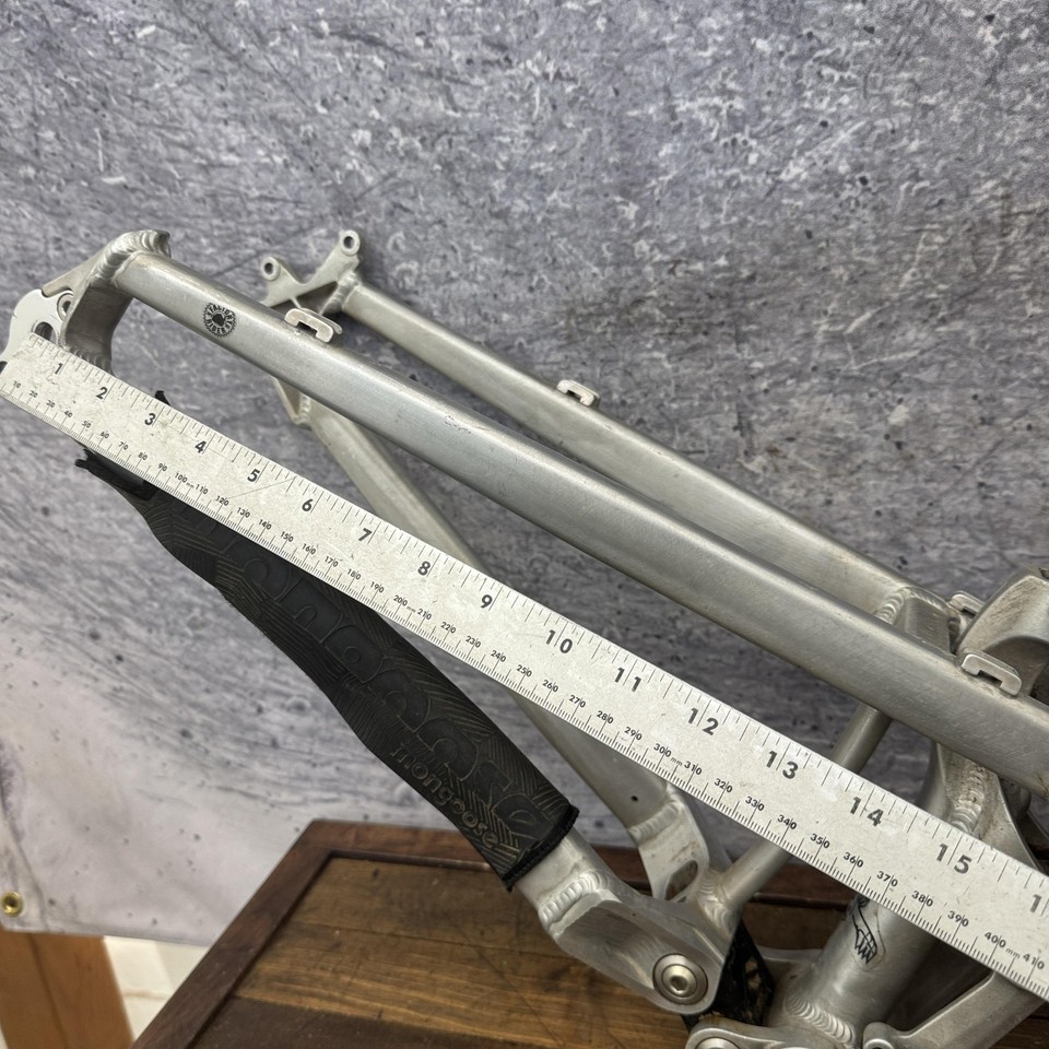 Mongoose Aluminum Mountain Bike Frame 18in RockShox Monarch Shock 26in ...
