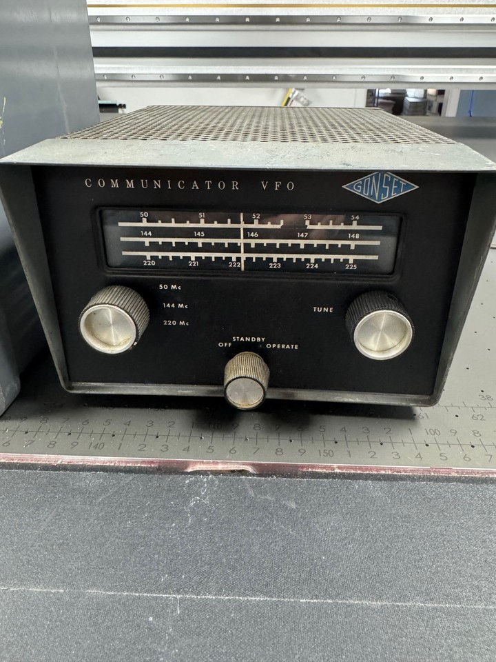 GONSET COMMUNICATOR VFO AND A HAMMARLUND SPEAKER | eBay